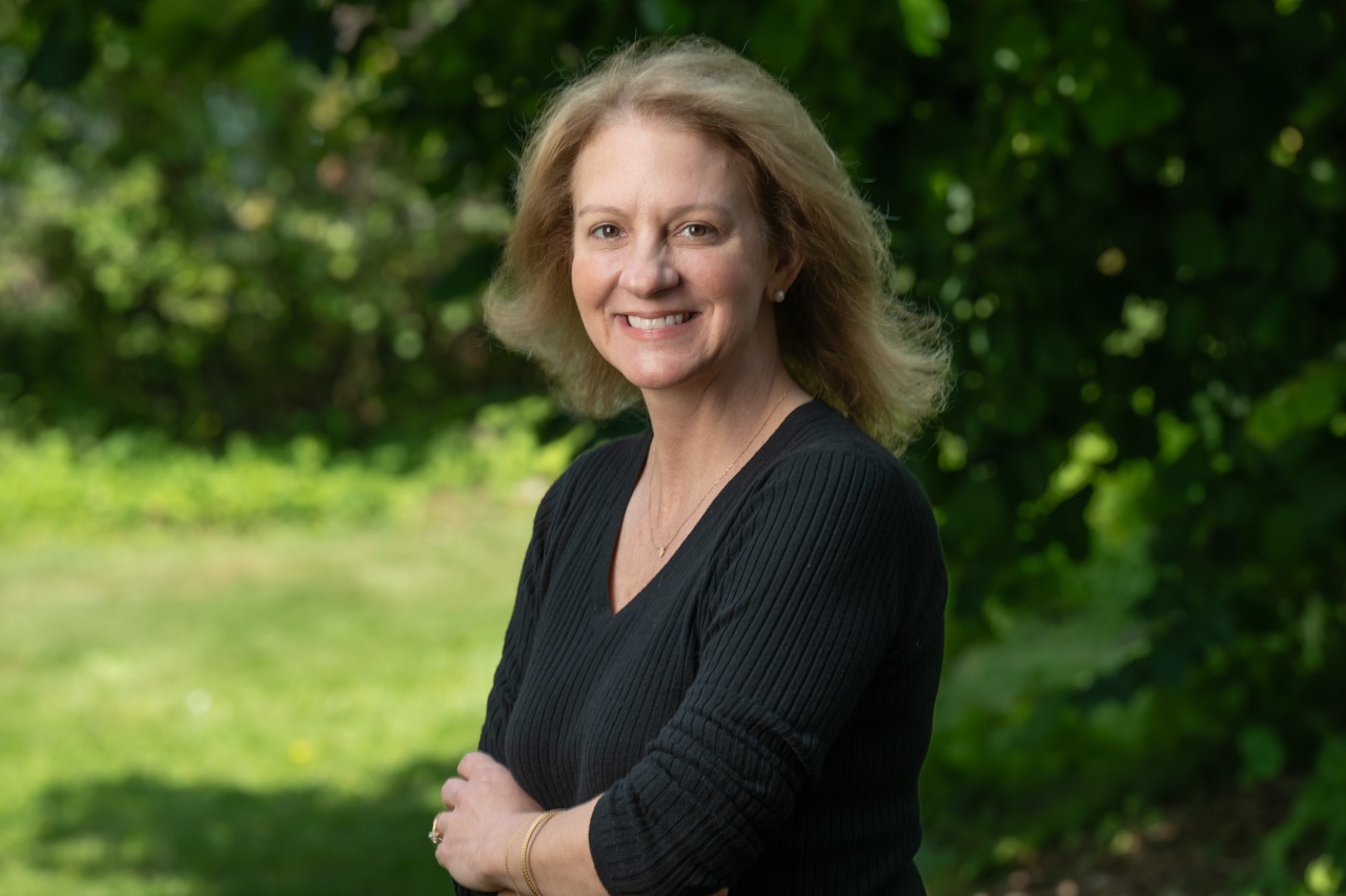 Alumna honored for support and service - Give to UW Bothell