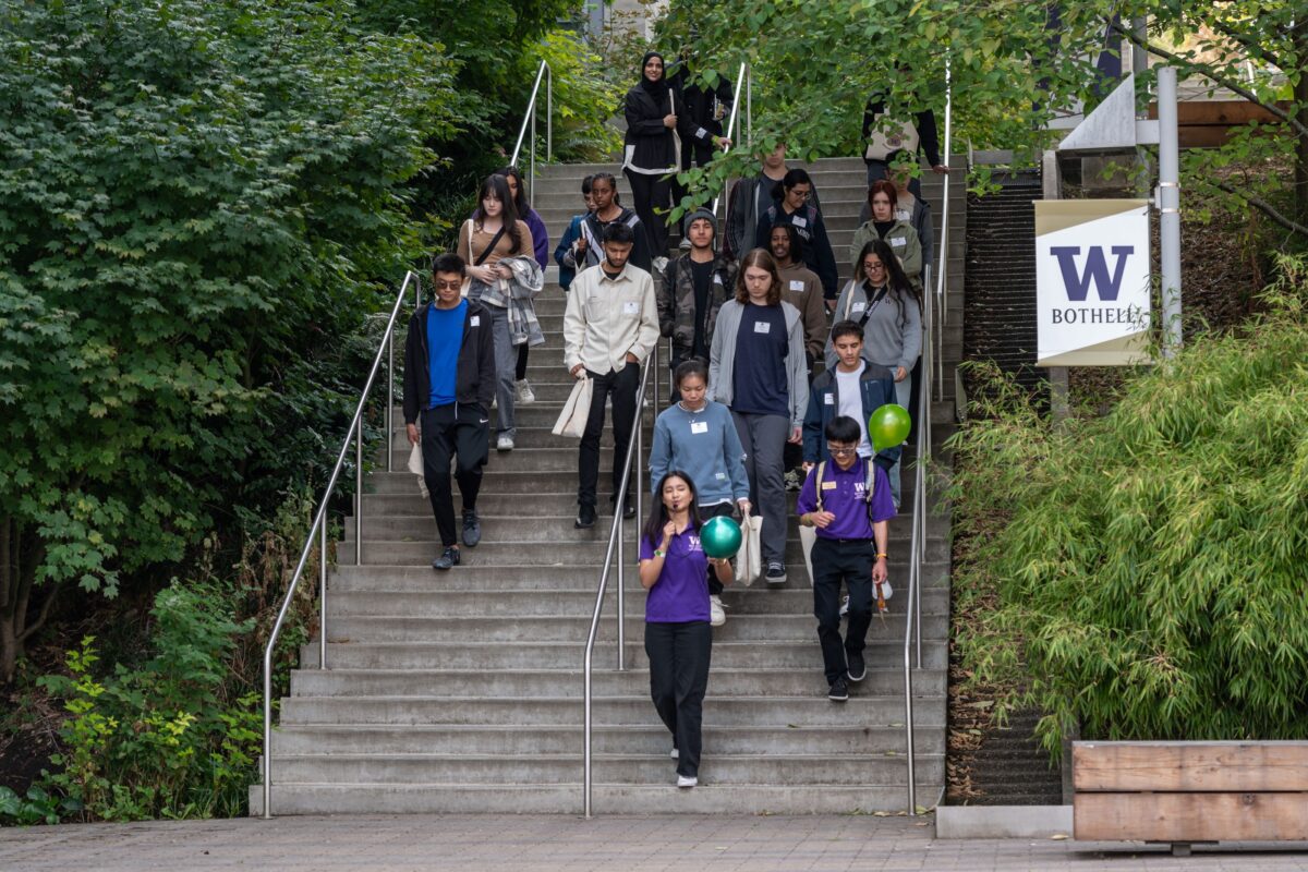 Apply to be an Orientation Leader - Orientation & Transition Programs